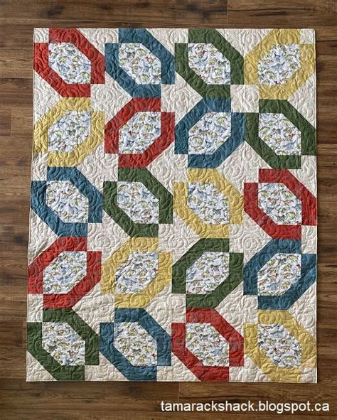 Dinosaur Petal Junction Quilt With Zig Zag Layout