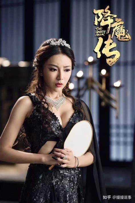 嫩模王馨瑶从模特逆袭成演员因身材火爆成为晶女郎 知乎