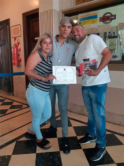 Te animás a ser mi papá el conmovedor pedido viral de un joven al