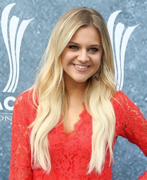 24 Beautiful Female Country Singers With Long Hair