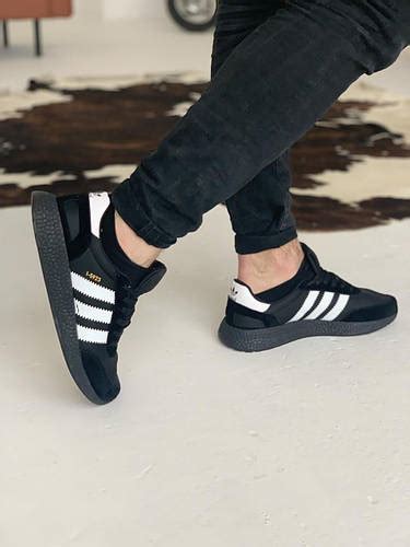 Мужские Кроссовки Adidas Iniki Black Адидас Иники Чёрные (41,43,44 ...