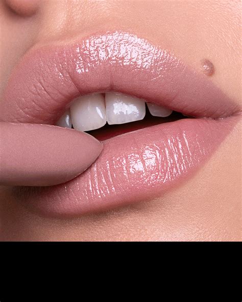 Power Plumping Gel Lipstick Rouge à Lèvres Repulpant 010 Catrice