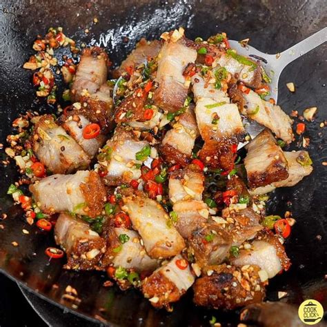 [อร่อยไม่ซ้ำ จำสูตรไม่ได้] หมูกรอบผัดพริกเกลือ ถ้าใครคิดว่าน้ำหนักก็แค่ภาพลวง ก็จัดเมนูนี้ได้