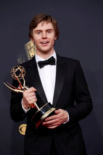 Los Secretos De Evan Peters La Insólita Razón Para Ser Actor Cómo Se