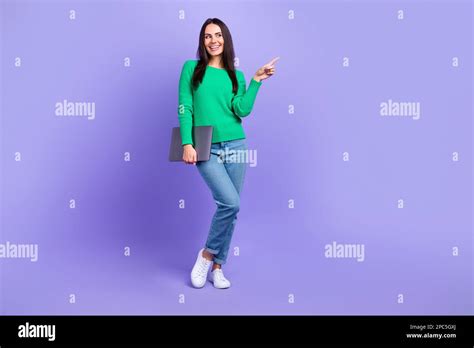 Full Size Photo Of Manager Woman Advertise New Netbook Laptop Direct