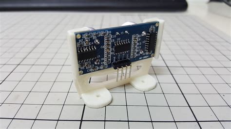 Free 3d File Simple Hc Sr04 Mount・3d Print Design To Download・cults