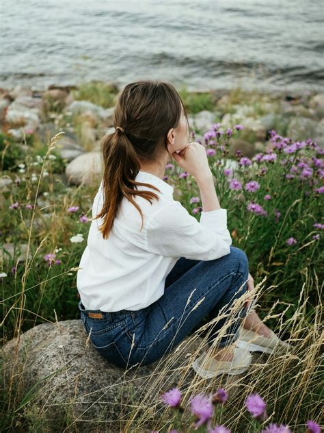 100 Girl From Behind Pictures Download Free Images On Unsplash