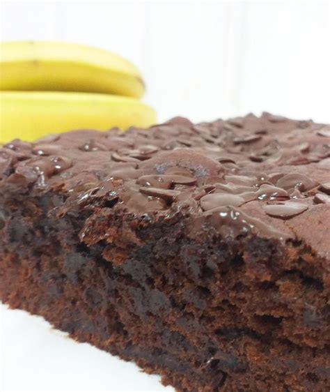 Bizcocho de chocolate y plátano Horneando Deseos