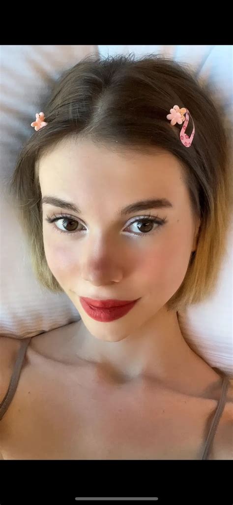 Random Question Do The Older Men Find Natural Girls Attractive Or