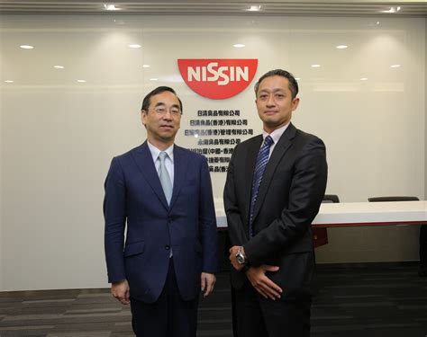 【和田大使參觀「出前一丁」即食麵工場】 「家家食出前一丁，有美味有歡笑」。不經不覺，世界首位即食麵研發者「出前一丁之父」安藤百福先生，創立日清食品至今已歷60載。 日前，本館總領事和田大使參觀