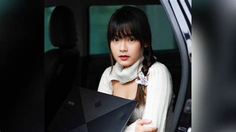6 Potret Donna Visca Gamer Cantik Yang Imut Bikin Gemas Gobitage