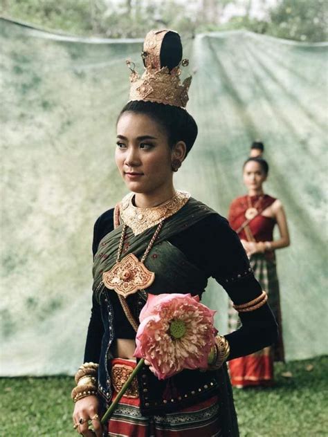 นางแก้ววิจิตรศิลป์ ๒๕๖๑ วัฒนธรรมเชียงแสน เมืองลำปาง ในอาณัติพม่า ชุด