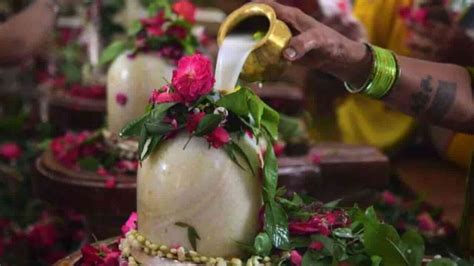 Sawan Somwar A Spiritual Month Of Devotion And Fasting Hindirashifal