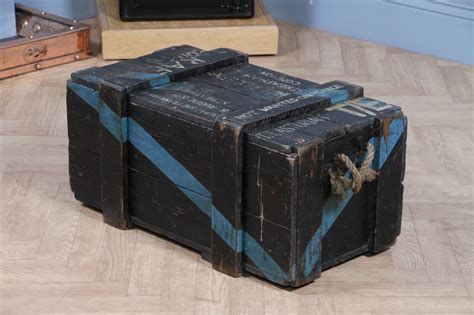 Antique Vintage Raf Crate Trunk Millitary Travel Chest Coffee Table Mod Antique Vintage Raf Crate Trunk Millitary Travel Chest Coffee Table Mod
