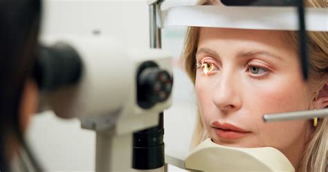 What Causes Retina Damage