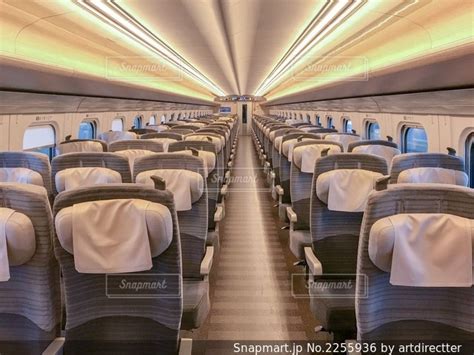 東北新幹線はやぶさ車内4の写真・画像素材 Snapmart（スナップマート）