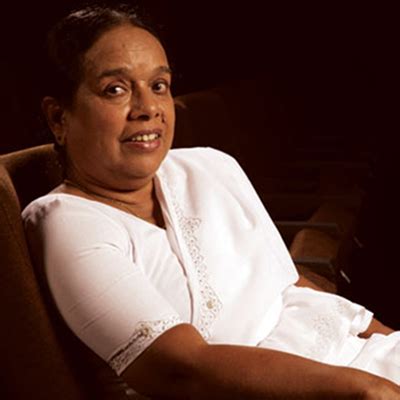 Saman Pichcha Mal Ihirunu Rathriya Nanda Malini Mp3 Download