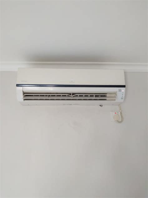 Dijual Cepat AC Sharp Plasmacluster AH AP5KHL 1 2 PK Bekas Perabotan
