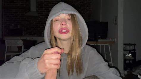 picked up a whore on the street and fucked her without a condom