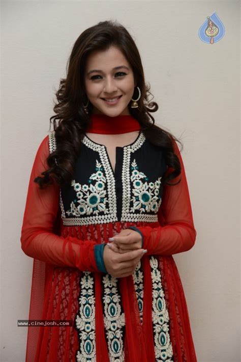 Priyal Gour Stills Photo 16 Of 30