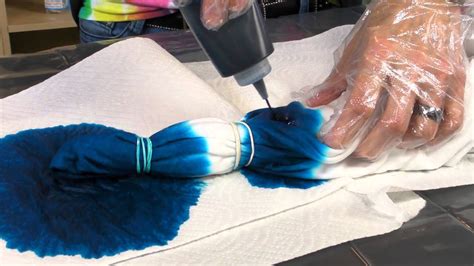 Create Simple To Make Tie Dye With Tulip One Step Tie Dye Kit Youtube