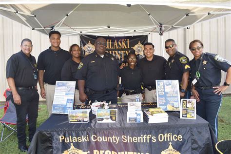 Pulaski County Sheriff Eric Higgins Dep Dominic Bruner Dep Lawanda