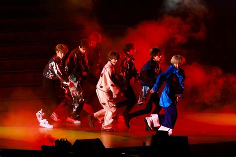 Sexy Zone 念願の初ドーム公演！「セクシーゾーン ドームツアー2022 ザ・ハイライト」歓喜に沸いたパフォーマンスとステージ衣装