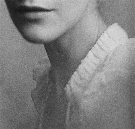 بدان کمر نرسد دست هر گدا، حافظ مرد روز