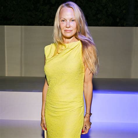 パメラ・アンダーソン Pamela Anderson Vogue Japan