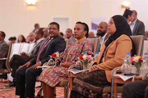 የ2016 ዓ ም የሥራ ጉባኤ እና ኢትዮጵያ የዓለም የሥራ ድርጅት አባል የሆነችበት አንድ መቶኛ ዓመት ክብረ በዓል መካሄድ ጀመረ ። ጉባኤው ማህበራዊ