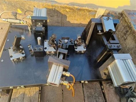 Material ALLOY STEELS VMC Hydraulic Fixture At 135000 Set In