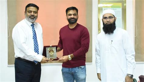 پروفیسر حفیظ نے کراچی یونیورسٹی میں داخلہ لے لیا
