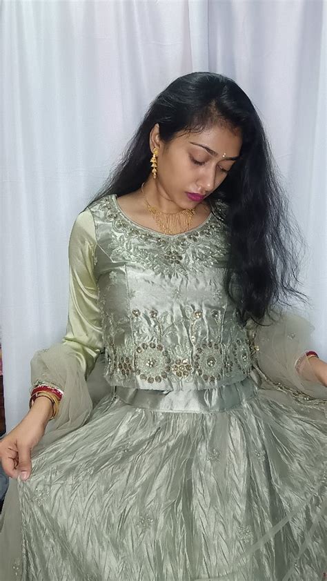 𝕷𝖆𝖛𝖎𝖘𝖍 𝕷𝖔𝖓𝖌 𝕳𝖆𝖎𝖗 Aleenaesther Hairgoals Longhair Hairstyle