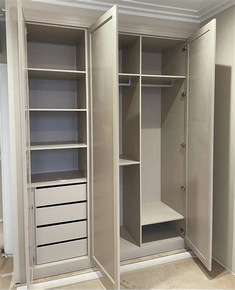 Пин на доске Гостинная в 2024 г Шкаф в прихожей Шкаф на заказ Шкаф для холла