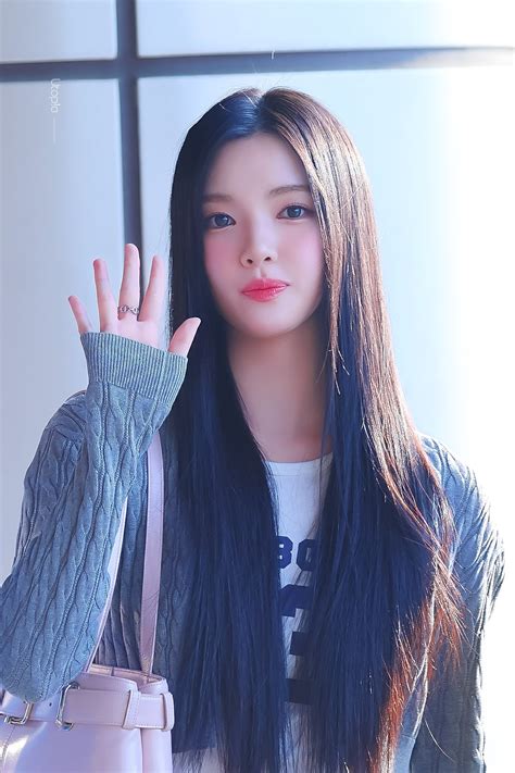 모닝커피 마시고 할거해야지 연예인잡담 에펨코리아