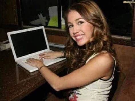 C Wiki 𝐓𝗁𝖾 𝐃𝗂𝗏𝗂𝗌𝗂𝗈𝗇 Amino C Wiki 𝐓𝗁𝖾 𝐃𝗂𝗏𝗂𝗌𝗂𝗈𝗇 Amino