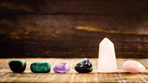 7 Best Crystals For Long Distance Relationships Helpful Tips