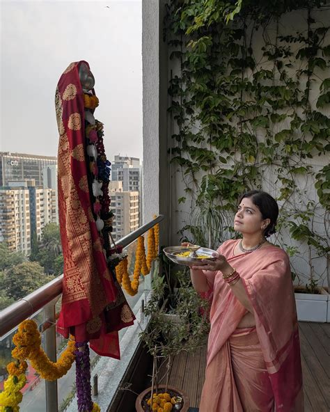 Poonam Pramod Mahajan हिंदू नववर्ष गुढीपाडवा ఉగాది चैत्र नवरात्री