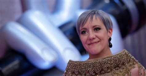 Vraćamo Se Na Eurosong Nina Kraljić Predstavlja Hrvatsku Joomboos