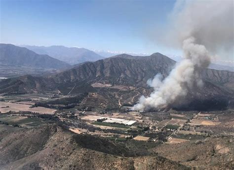 Onemi Decreta Alerta Roja Por Incendio Forestal En El Parque Nacional
