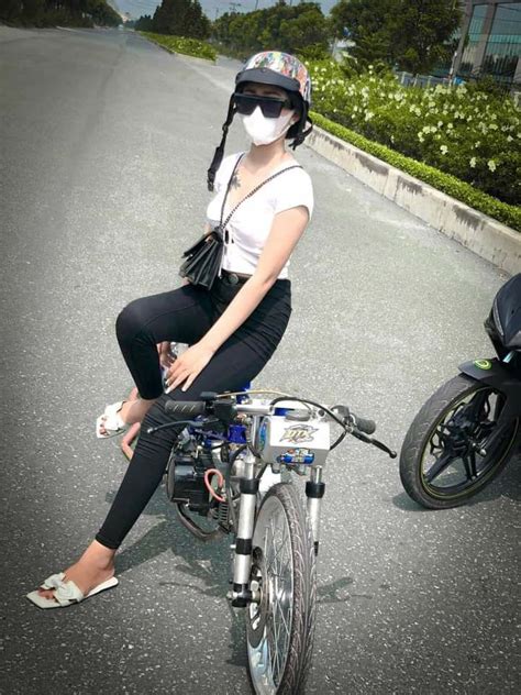 Ghim Trên Nữ Thần Con Gái Nữ Thần Xe đẹp