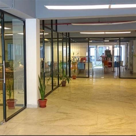 12 Mm Toughened Glass Partitions At ₹ 150sq Ft In New Delhi Id