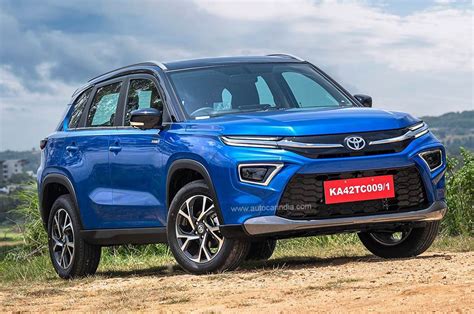 Top 10 Petrol Cars With Best Fuel Efficiency Cars With Best Mileage In