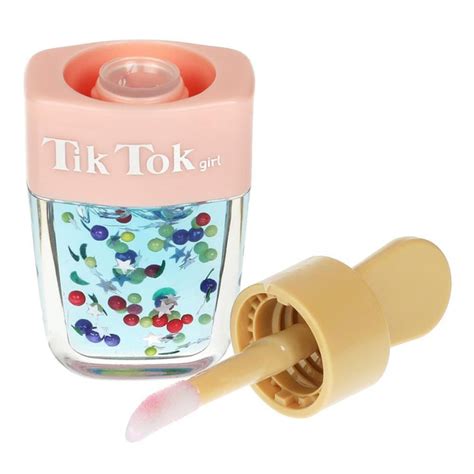 Блеск для губ детский Tik Tok Girl увлажняющий смягчающий Эскимо