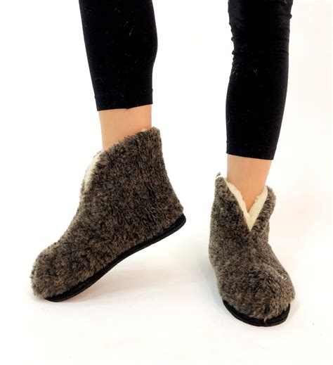 Чуні з натуральної овчини на підошві 36 41р Унісекс 40р від продавця Kabatsayka в