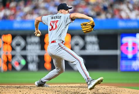 Phillies Explode For 13 Runs In Routing Twins Reuters