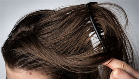 What Is Hair Grease And What Are Benefits Of Using Hair Grease