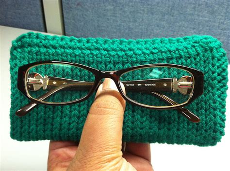 Ravelry Moms Eyeglass Case Pattern By Lika Gunn