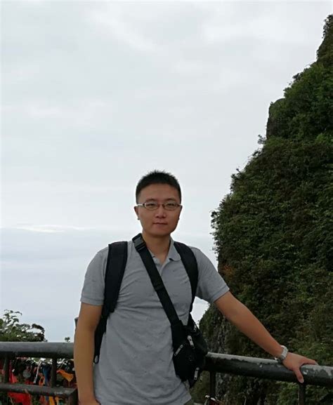 陈果 重庆大学物理学院