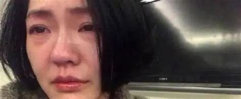 小s深夜痛哭：老公接私生子回家，婆婆形影不離跟著，她成了後媽